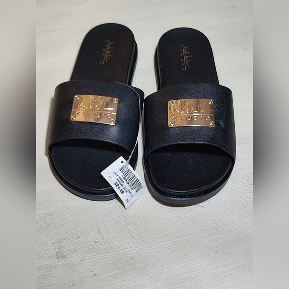 Nichole Miller Studio | Shoes | Nichole Miller Studio Sandals | Poshmark